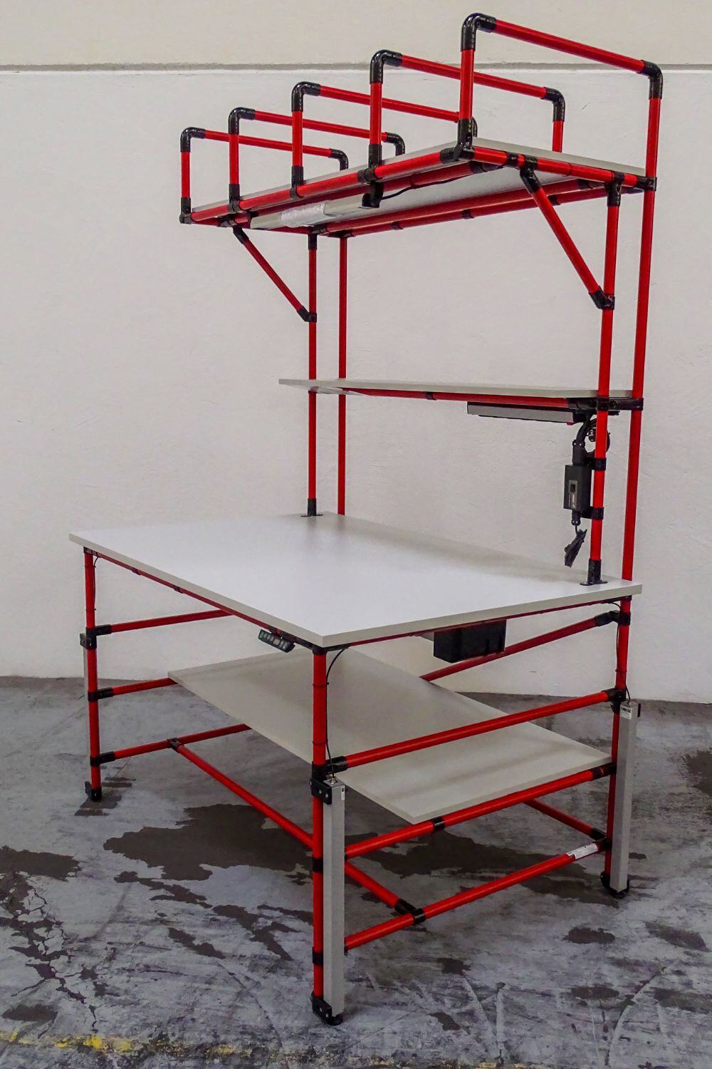 Packing table and packing stations: Efficient & ergonomic work tables